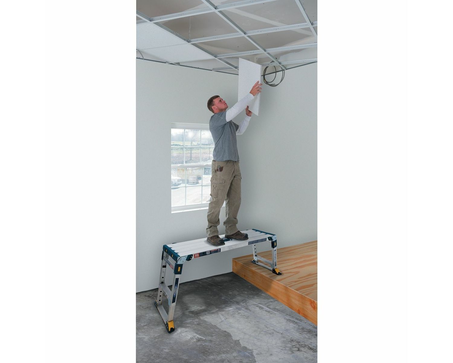Werner Adjustable Platform 79024 | Work Platforms | Werner UK