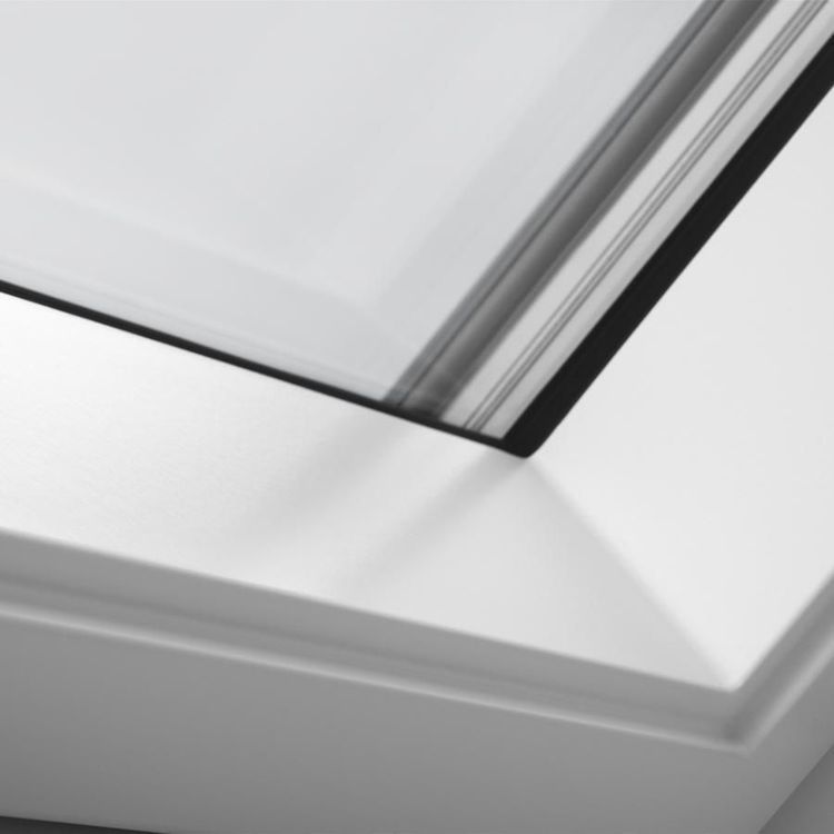 VELUX GGU MK08 0070 White Maintenance-Free Centre Pivot Window - 78cm x ...