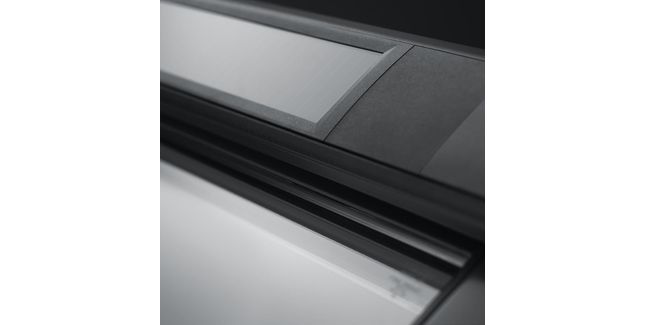VELUX GGU FK08 006830 White Maintenance-Free Centre Pivot Solar INTEGRA ...