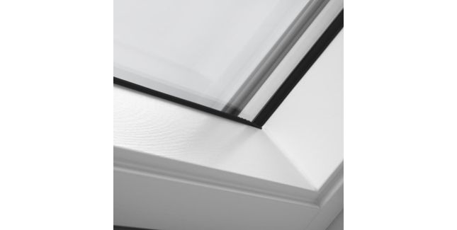 VELUX GGL UK04 207021U White Painted Centre Pivot INTEGRA Electric ...