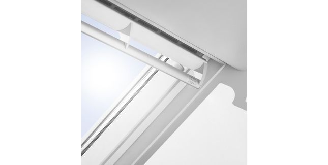 VELUX GGL MK06 2066 White Painted Centre Pivot Window - 78cm x 118cm ...