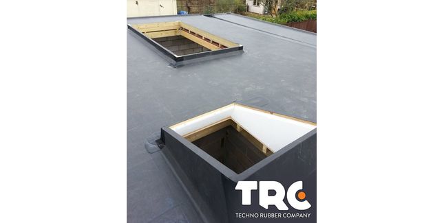 TRC EPDM Flat Roof Internal Edge Corner Trim - 50mm x 50mm x 110mm ...